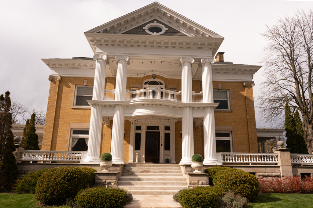 Cartier Mansion - A Unique B&B In The Best Small Historic Town